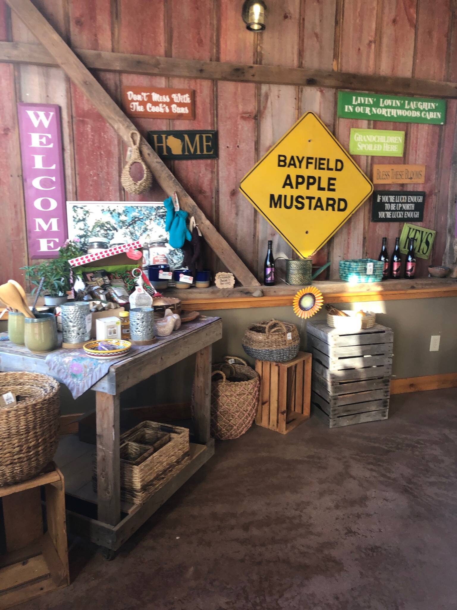 Our Store | Bayfield Apple Company